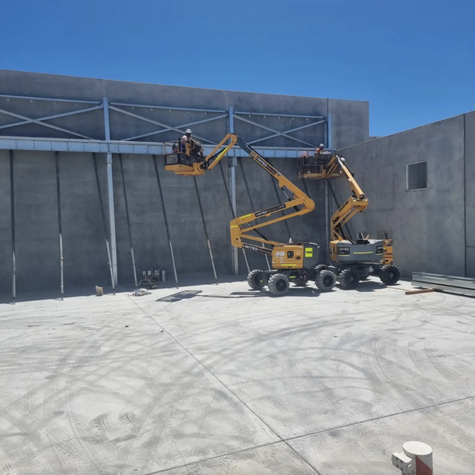 Full Circle Cranes and Construction - Crane Hire Services in the Perth ...