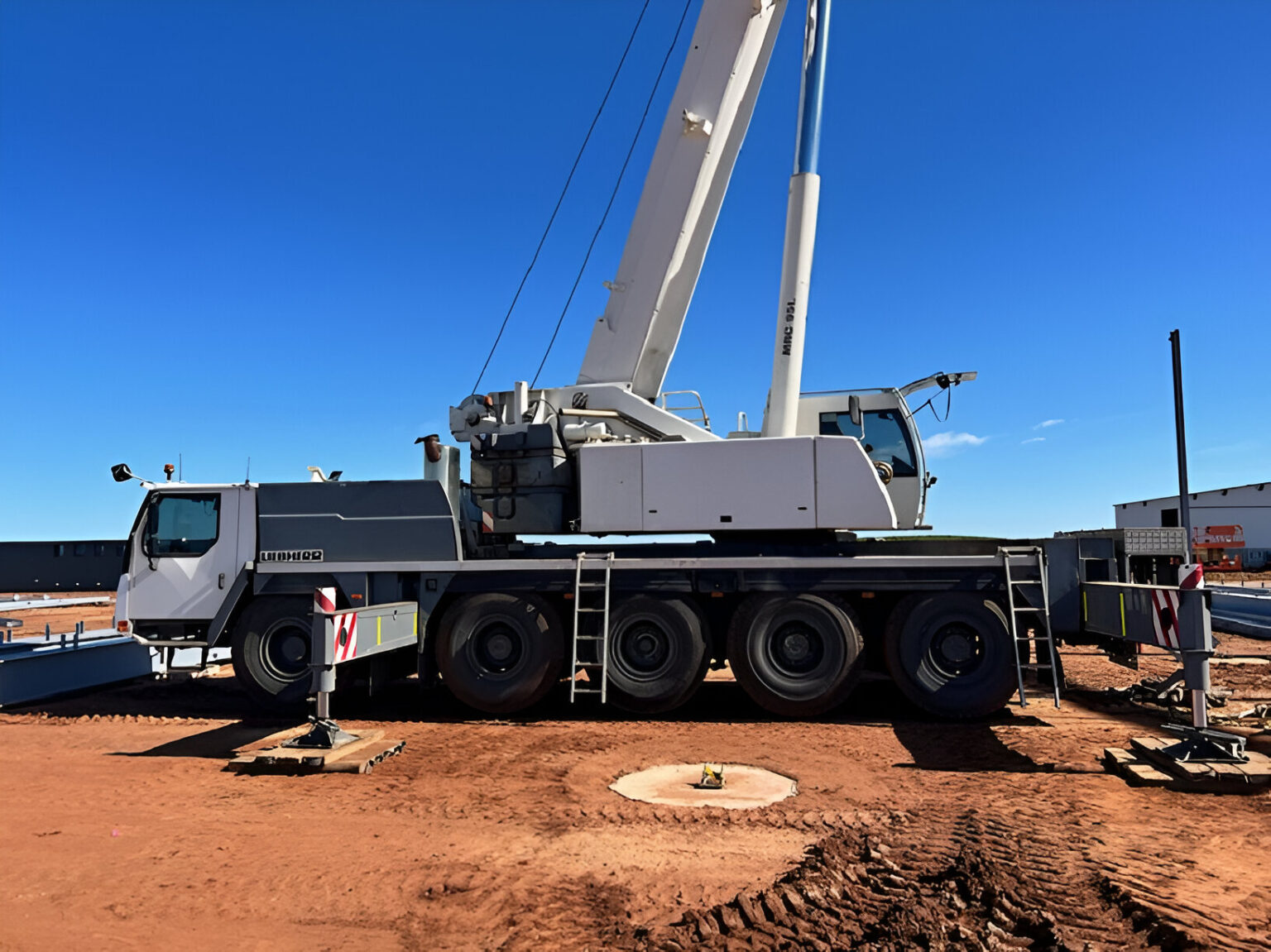 Full Circle Cranes and Construction - Crane Hire Services in the Perth ...